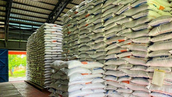 Stok Beras Aman Jelang Nataru, Bulog Natuna Kepri Sebut Ketersediaan Hingga April 2025 ...