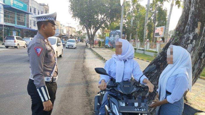 Operasi Seligi 2024 di Karimun Kepri Jaring 161 Pelanggar, 5 Kena Tilang Elektronik - Tribunbatam.id