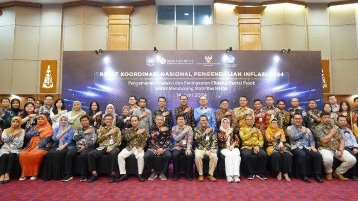 TPID Kepri Dapat Penghargaan Berkinerja Terbaik Tahun 2024 di Istana Negara - Tribunbatam.id