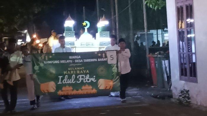 Sejumlah Mobil Malam Takbiran Usung Miniatur Masjid Bernuansa Melayu di ...