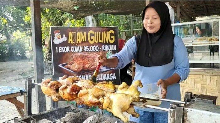 VIRAL Pedagang Ayam Guling Menangis Omzetnya Anjlok Setelah Kena Fitnah ...