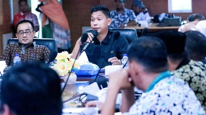 Wakil Bupati Lingga Pimpin Rakor Evaluasi dan Percepatan Kemiskinan Ekstrem - Tribunbatam.id