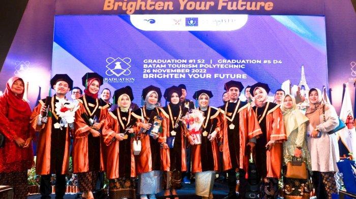 Wisuda Batam Tourism Polytechnic, BTP Wujudkan Mimpi Jadi Kampus ...