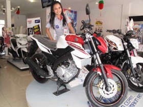 Yamaha Vixion Lightning Mengaspal Mulai di Batam - Tribunbatam.id