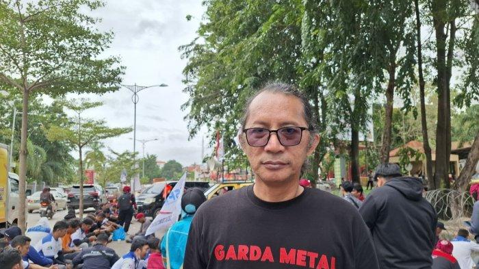 Buruh Batam Legowo UMK 2025 Naik 6,5 Persen, Fokus Kawal Upah Minimum ...