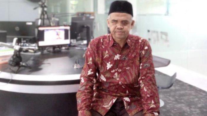 Semangat Zulfahmi Guru SLB Negeri 1 Tanjungpinang Ajar Penyandang Tuna ...
