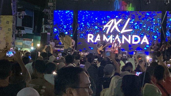 AXL Ramanda dan Robi ex Anima Sukses Menghipnotis Penonton Tanjungpinang Fest 2024 - Tribunbatam.id