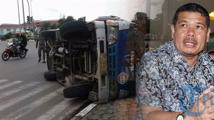 Angkot Bimbar Terbalik. Kadishub Batam: Hati-hatilah Berkendara. Yang ...