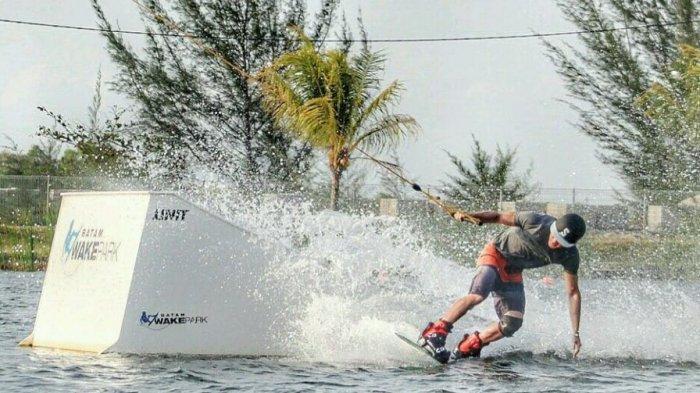 Jadi Wisata Pemacu Adrenalin, Coba Sensasi Cable Ski-Wakeboarding di ...