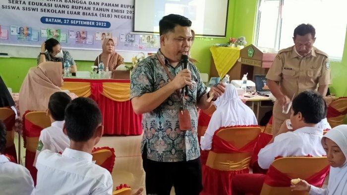 Siswa SLB Negeri Batam Mendapatkan Sosialisasi Cinta Bangga dan Paham ...