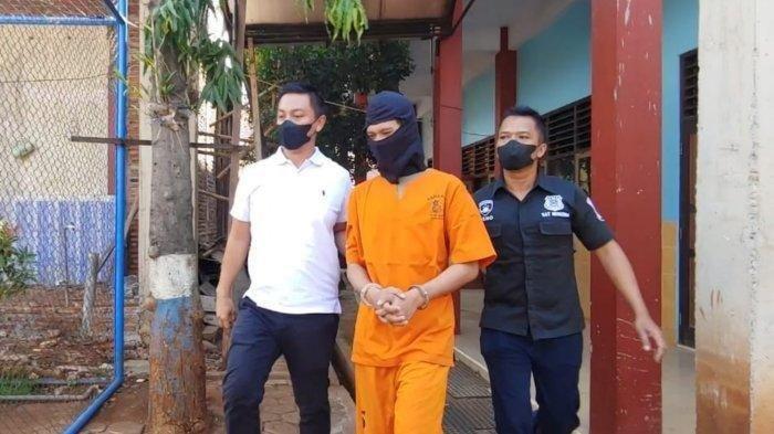 Guru Agama Lecehkan Puluhan Murid, 10 Diantaranya Dirudapaksa Pelaku - Tribunbatam.id