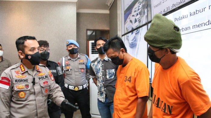 Viral Rekaman CCTV Aksi Pecah Kaca di Top 100 Batam, Polisi Tembak 2 ... Viral Rekaman CCTV Aksi Pecah Kaca di Top 100 Batam, Polisi Tembak 2 ...