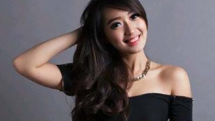 F Lounge Pub & KTV Hadirkan Si Cantik DJ Pixiee - Tribunbatam.id