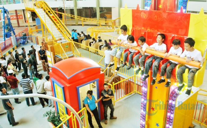 Wahana Permainan Fun World Paling Lengkap - Tribunbatam.id