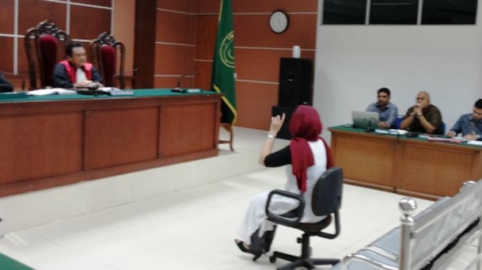 WN India Menjabat Direktur PT Caltest Batam Aniaya Istrinya di Ruang ...