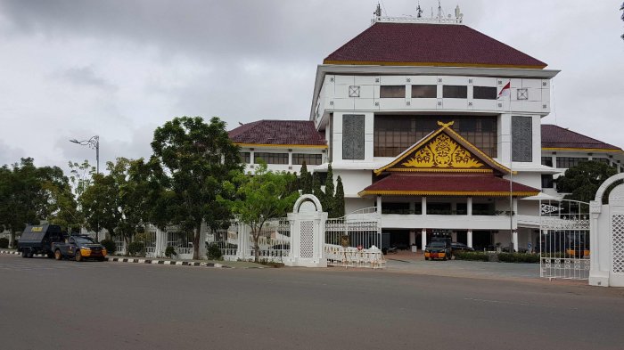 DAFTAR Nama Instansi dan Layanan Publik Berlokasi di Batam Centre ...