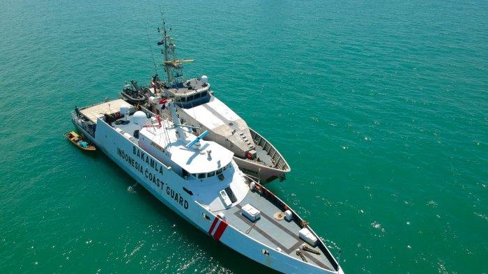 Ditangkap Kapal APMM KM Satria 3802 Malaysia, KN Bintang Laut 40 Jemput ...