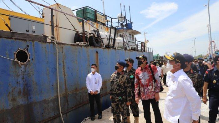 Dua Kapal Pengawas Perikanan Diluncurkan di Batam, KKP Klaim yang ...