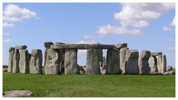 Kisah Monumen Arkeologi Stonehenge yang Dilelang Seharga 6.600 Pound ...