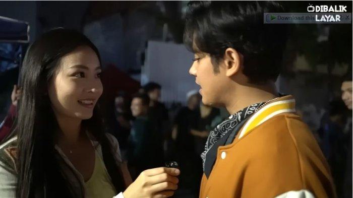 Natasha Wilona Tersenyum saat Aliando Bilang Kangen di Lokasi Syuting - Tribunbatam.id