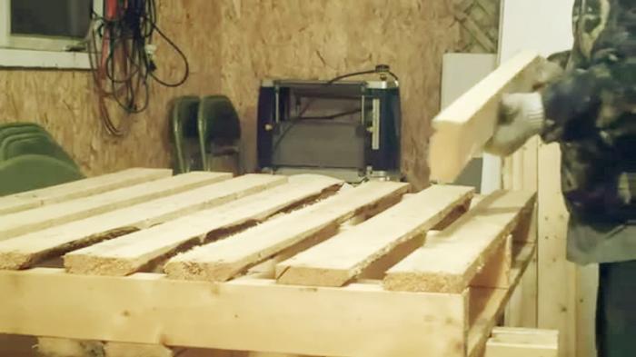 Melerai Anak Menangis, Suami Hadiahi Istri dengan Kayu Broti ...