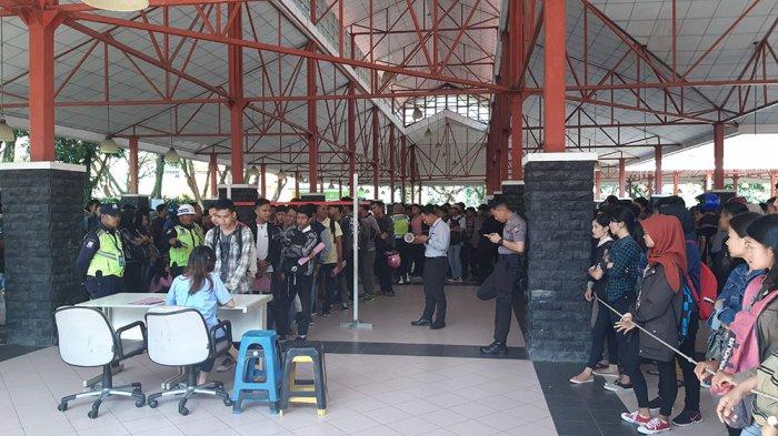 Pergi Cantik, Pulang Penuh Keringat & Lapar. Simak Perjuangan Para ...