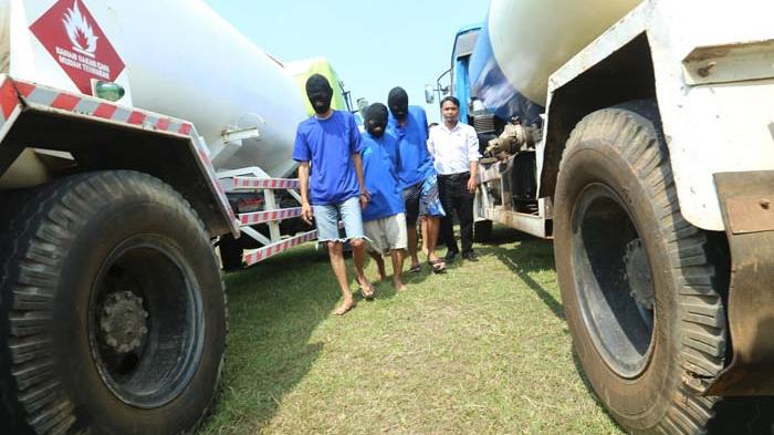 Polisi Tangkap Penyeleweng Solar Subsidi, Modifikasi Tangki Angkut 4 Ribu Liter Solar ...