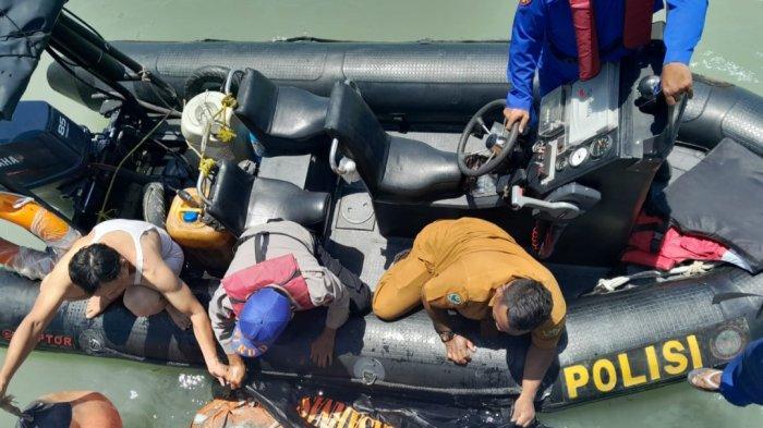 Mayat Pria Pakai Warepack Oranye Ditemukan di Perairan Pulau Mudu Karimun Kepri - Tribunbatam.id