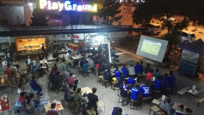 Di Kafe Ini Bisa Nongkrong Seru Nggak Pakai Mahal. Cobain Yuk ...