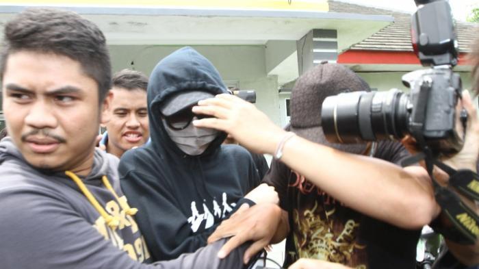 Inilah Sepak Terjang Mucikari Kasus Nikita Mirzani dan Puty Revita - Tribunbatam.id