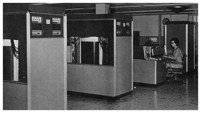 Miliki Berat 1 Ton Lebih, Inilah Ramac 305, Komputer Pertama yang Pakai ...