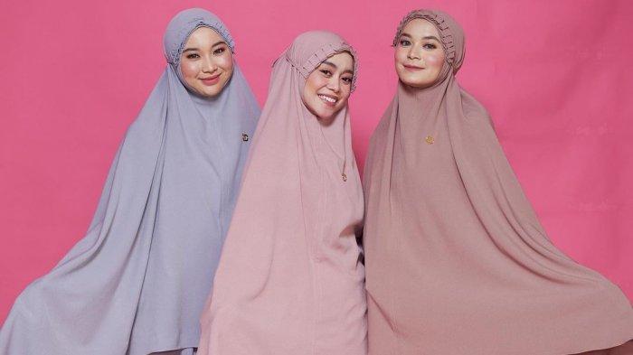 5 Rekomendasi Mukena Para Artis untuk Shalat Idul Fitri, Ada Lesti ...
