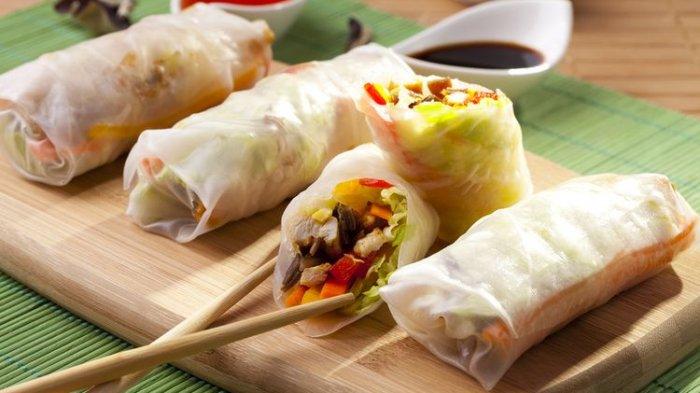Resep Lumpia Basah Rebung, Cemilan Keberuntungan khas Imlek yang ...