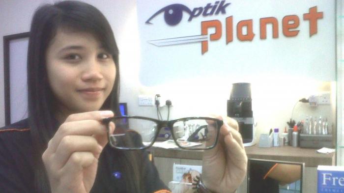 Frame Kacamata Ditawar Mulai Rp 150 ribu di Optik Planet - Tribunbatam.id