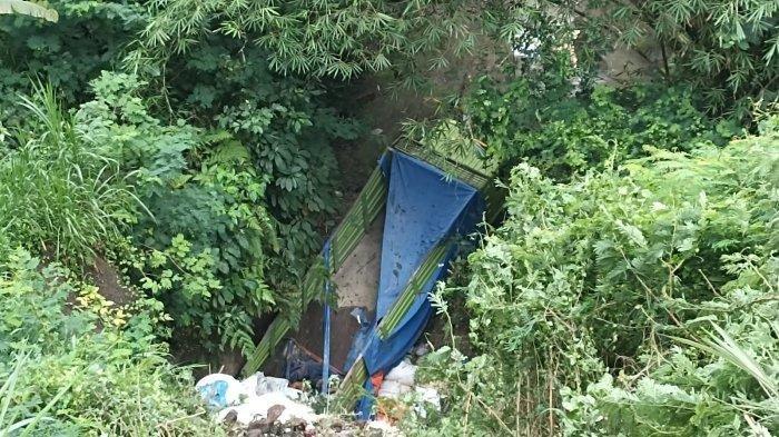 Truk Masuk Jurang Sedalam 50 Meter, Saksi Sebut Truk Tiba-tiba Mundur - Tribunbatam.id