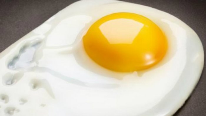 Tutorial Membuat Telur Mata Sapi Ala Restoran Mewah, Bisa Dilakukan ...