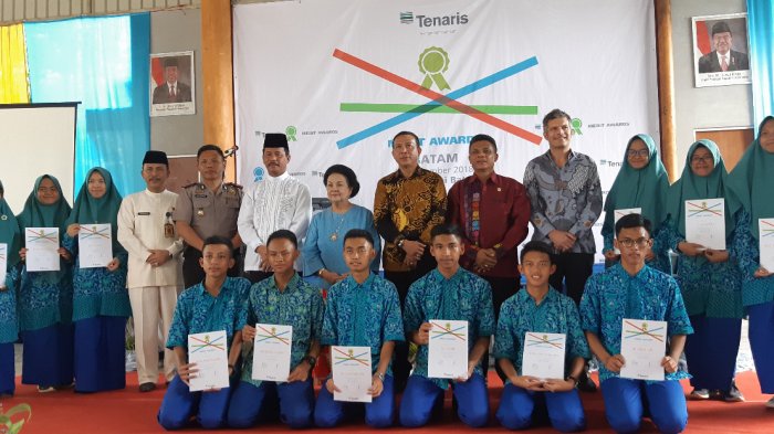 Tenaris Gelar Merit Student Award. Gelontorkan Rp 268 Juta Bantu ...