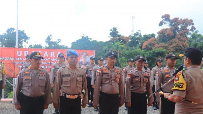 15 Anggota Polisi Polres Anambas Naik Pangkat, Kapolres Pesan Harus Tambah Giat Bekerja ...