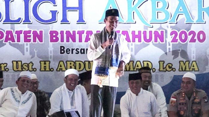 Ustaz Abdul Somad Isi Tabligh Akbar di Bintan, Dihadiri Ribuan Masyarakat, Ini Katanya ...
