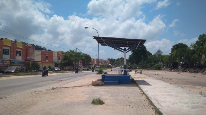 Halte Trans Batam di Marina City Kurang, Warga Ngaku Kesusahan Saat ...