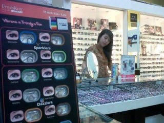Promo dan Diskon Aneka Softlens di Optik Seis Planet Batam - Tribunbatam.id