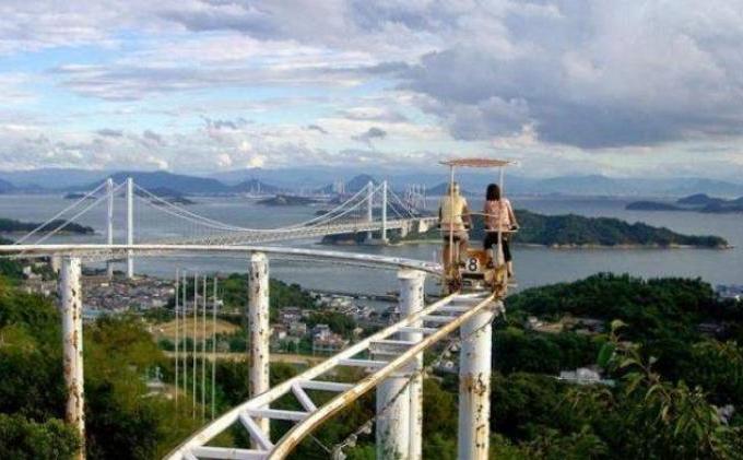 Naik Roller Coaster Sudah Biasa,Lebih Seru Coba Sky Cycle Ini ...