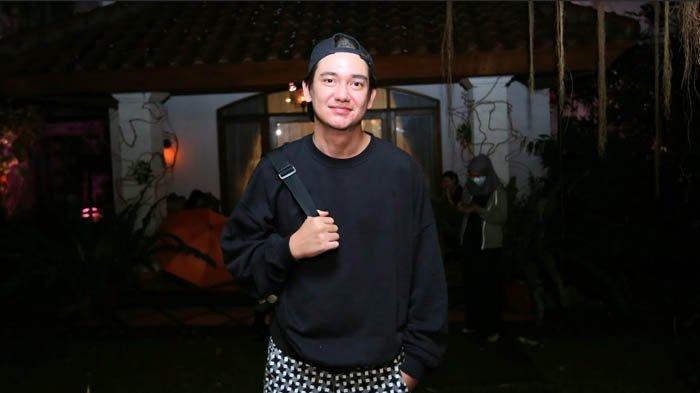Adipati Dolken Justru Pilih Peran Iblis di Film Para Betina Pengikut ...