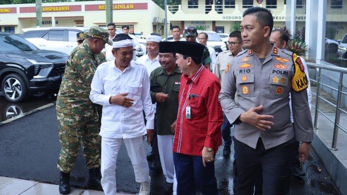 Cegah Macet Horor di Jalur Wisata Puncak, Dedi Mulyadi Liburkan Operasional Angkot Selama ...