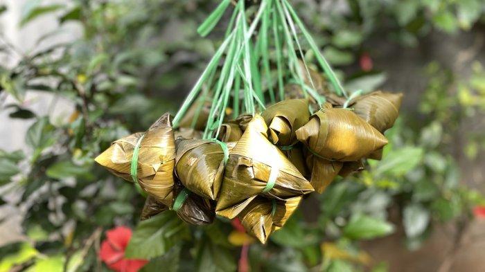 Warga Tionghoa Bikin Bakcang dan Kwecang Jelang Sembahyang Peh Cun ...