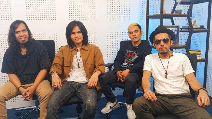 Butuh Penyanyi Punya Jam Terbang Tinggi, Band Drive Berharap Axl ...