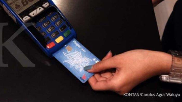 Tarik Tunai di Mesin EDC BCA Kena Biaya Rp 4.000 Berlaku Mulai Hari Ini - Tribunbekasi.com