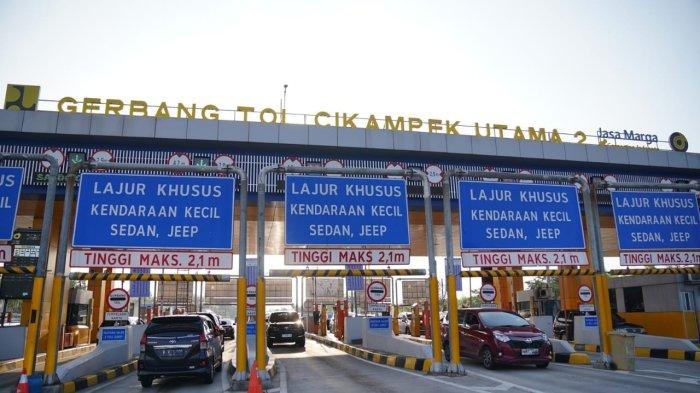 Kendaraan Mulai Padati Jalan Tol Japek Kembali ke Jabodetabek ...
