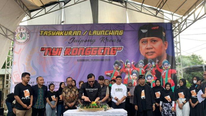 Seniman Jawa Barat Nace Permana Tepis Sentimen Negatif soal Goyang ...