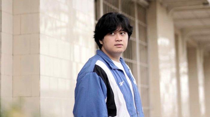 Ravi Aditya Rilis Single "Picture, You": Aku Masih Ingin Meneruskan ...